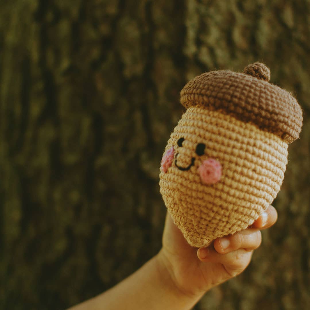 Pebble Organic Acorn – One Common